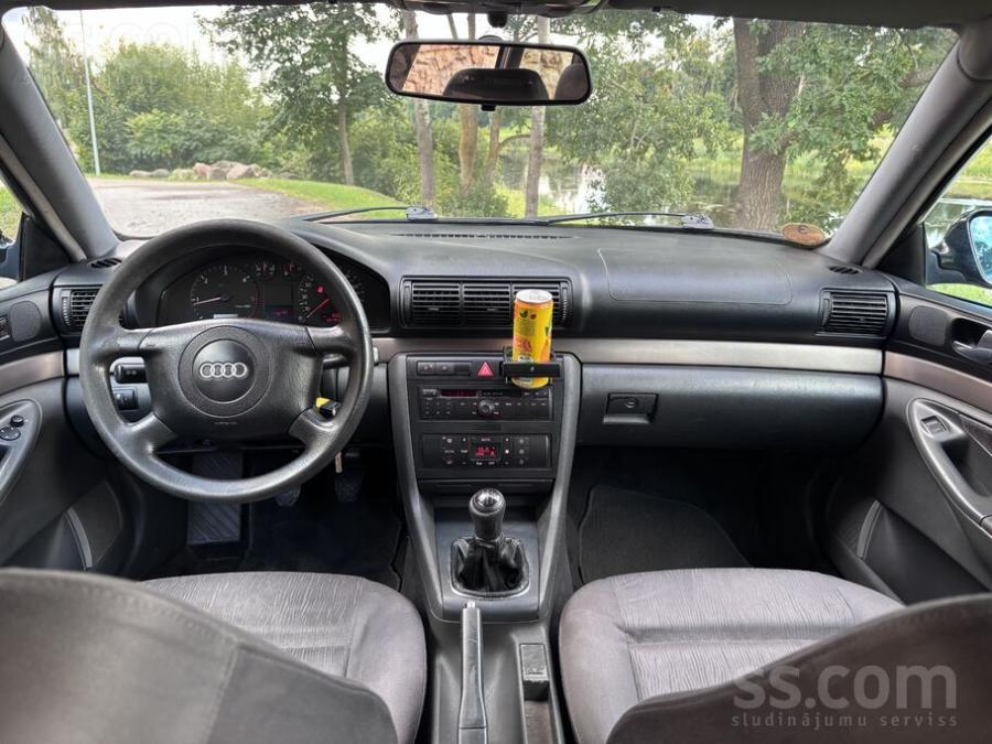 Melns Audi A4 2000 Bauska, ar dzinēja tilpumu 1.90 L un nobraukumu 355 tūkst. km par 1850 €, foto 23 vietnē AUTOMOTO.COM.LV