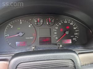 Melns Audi A4 2000 Bauska, ar dzinēja tilpumu 1.90 L un nobraukumu 355 tūkst. km par 1850 €, foto 26 vietnē AUTOMOTO.COM.LV