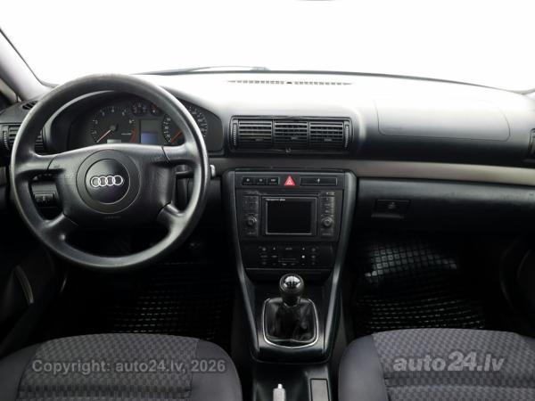 Black Audi A4 2000 in Tallinn, with an engine capacity of 1.60 L and mileage of 325 thousand km for 999 €, photo 6 on AUTOMOTO.COM.LV