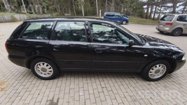 Melns Audi A4 2000 Cēsis, ar dzinēja tilpumu 1.90 L un nobraukumu 304 tūkst. km par 2650 €, foto 3 vietnē AUTOMOTO.COM.LV