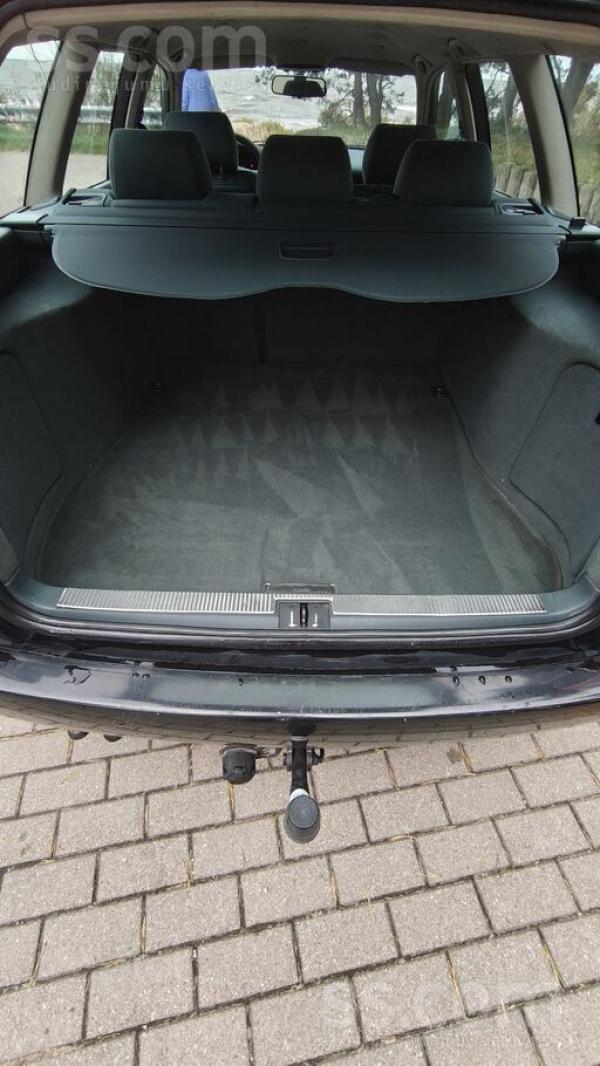 Melns Audi A4 2000 Cēsis, ar dzinēja tilpumu 1.90 L un nobraukumu 304 tūkst. km par 2650 €, foto 9 vietnē AUTOMOTO.COM.LV