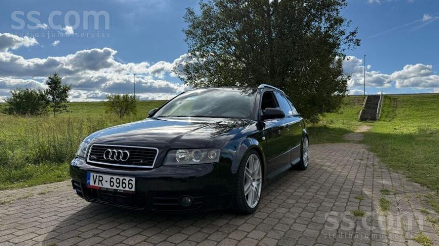 Melns Audi A4 2001 Rīga, ar dzinēja tilpumu 1.90 L un nobraukumu 335 tūkst. km par 2750 €, foto 1 vietnē AUTOMOTO.COM.LV