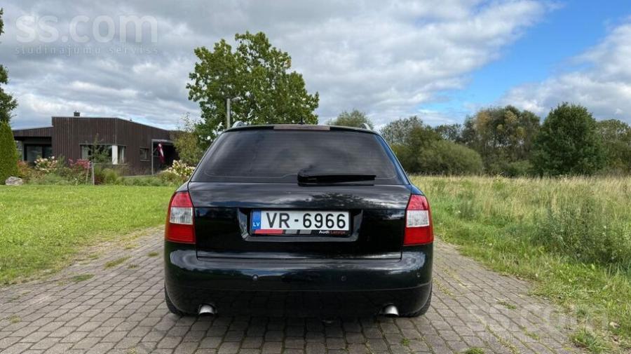 Melns Audi A4 2001 Rīga, ar dzinēja tilpumu 1.90 L un nobraukumu 335 tūkst. km par 2750 €, foto 5 vietnē AUTOMOTO.COM.LV