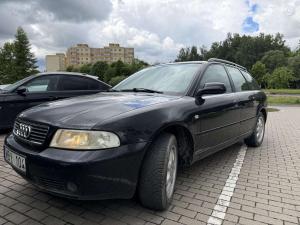Black Audi A4 2001 in Kaunas, with an engine capacity of 1.60 L and mileage of 320 thousand km for 1000 €, photo 5 on AUTOMOTO.COM.LV