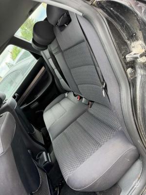 Black Audi A4 2001 in Kaunas, with an engine capacity of 1.60 L and mileage of 320 thousand km for 1000 €, photo 14 on AUTOMOTO.COM.LV