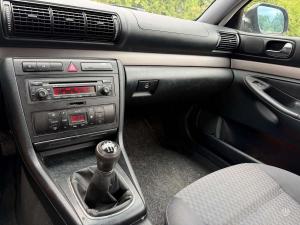 Black Audi A4 2001 in Kaunas, with an engine capacity of 1.60 L and mileage of 320 thousand km for 1000 €, photo 16 on AUTOMOTO.COM.LV