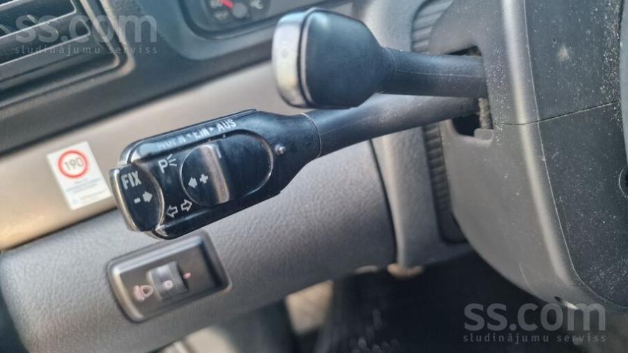 Black Audi A4 2001 in Bauska, with an engine capacity of 1.90 L and mileage of 306 thousand km for 2550 €, photo 12 on AUTOMOTO.COM.LV