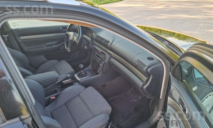 Black Audi A4 2001 in Bauska, with an engine capacity of 1.90 L and mileage of 306 thousand km for 2550 €, photo 16 on AUTOMOTO.COM.LV