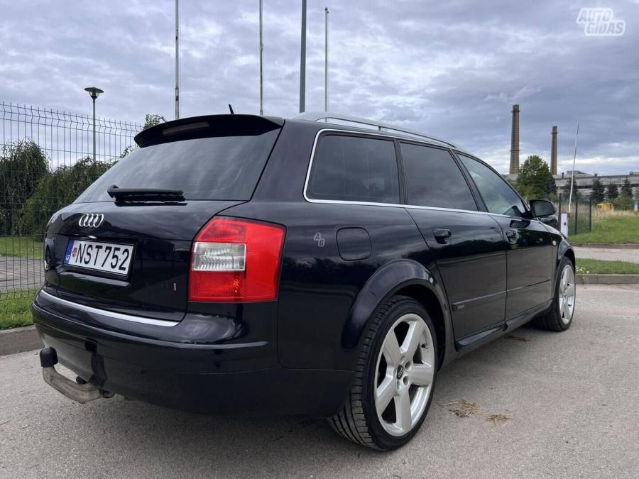 Melns Audi A4 2001 Alīta, ar dzinēja tilpumu 1.90 L un nobraukumu 421 tūkst. km par 1995 €, foto 12 vietnē AUTOMOTO.COM.LV