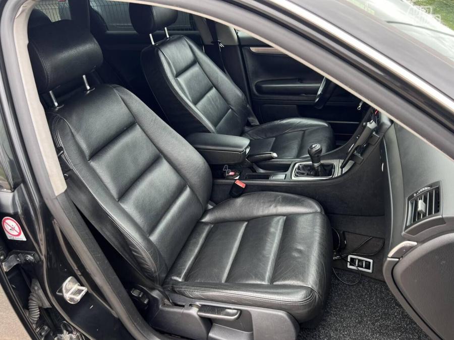 Melns Audi A4 2001 Alīta, ar dzinēja tilpumu 1.90 L un nobraukumu 421 tūkst. km par 1995 €, foto 21 vietnē AUTOMOTO.COM.LV