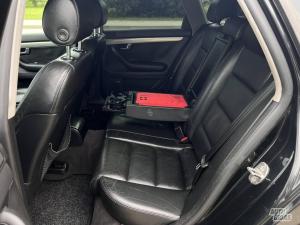 Melns Audi A4 2001 Alīta, ar dzinēja tilpumu 1.90 L un nobraukumu 421 tūkst. km par 1995 €, foto 25 vietnē AUTOMOTO.COM.LV