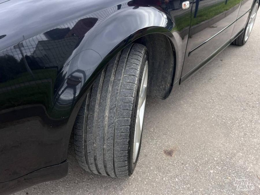Melns Audi A4 2001 Alīta, ar dzinēja tilpumu 1.90 L un nobraukumu 421 tūkst. km par 1995 €, foto 31 vietnē AUTOMOTO.COM.LV