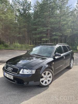 Melns Audi A4 2001 Rīga, ar dzinēja tilpumu 2.50 L un nobraukumu 418 tūkst. km par 1400 €, foto  vietnē AUTOMOTO.COM.LV