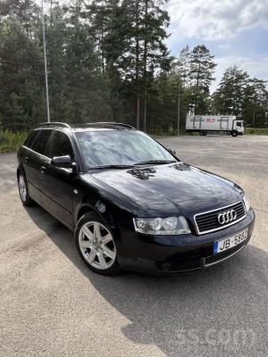 Black Audi A4 2001 in Riga, with an engine capacity of 2.50 L and mileage of 418 thousand km for 1400 €, photo 4 on AUTOMOTO.COM.LV
