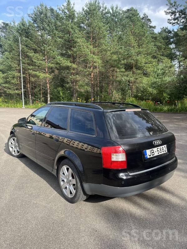 Melns Audi A4 2001 Rīga, ar dzinēja tilpumu 2.50 L un nobraukumu 418 tūkst. km par 1400 €, foto 7 vietnē AUTOMOTO.COM.LV