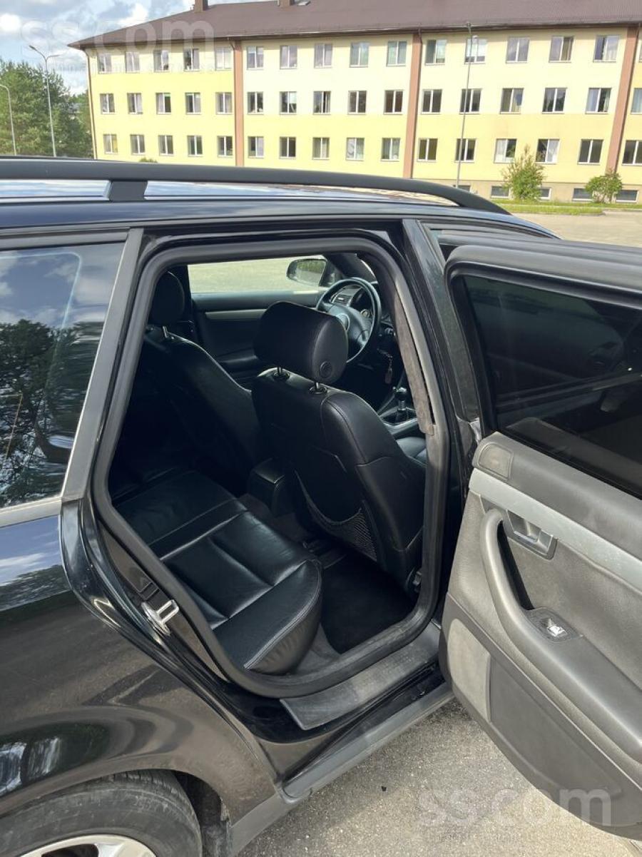 Black Audi A4 2001 in Riga, with an engine capacity of 2.50 L and mileage of 418 thousand km for 1400 €, photo 12 on AUTOMOTO.COM.LV