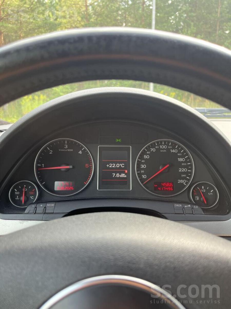 Black Audi A4 2001 in Riga, with an engine capacity of 2.50 L and mileage of 418 thousand km for 1400 €, photo 16 on AUTOMOTO.COM.LV