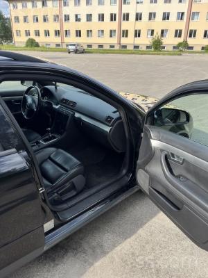 Black Audi A4 2001 in Riga, with an engine capacity of 2.50 L and mileage of 418 thousand km for 1100 €, photo 11 on AUTOMOTO.COM.LV