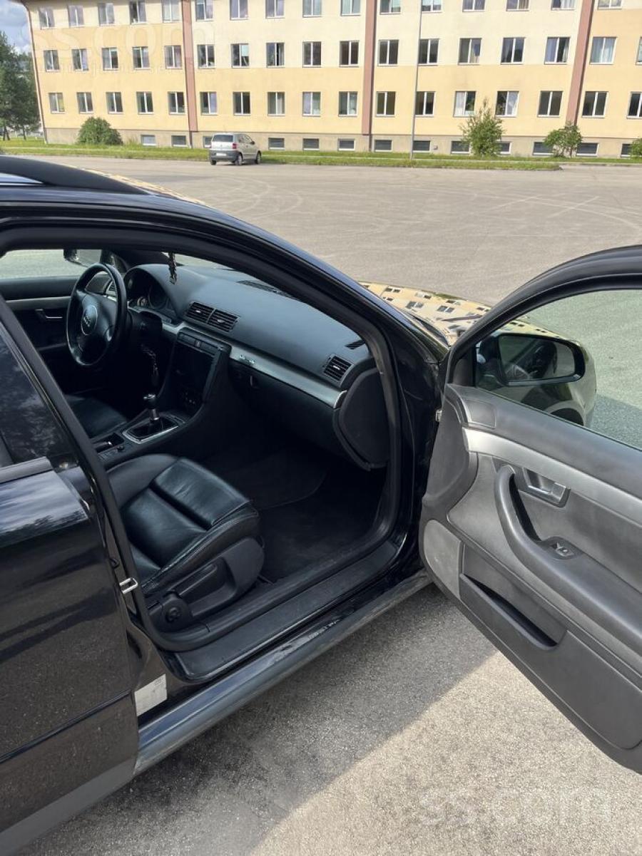 Black Audi A4 2001 in Riga, with an engine capacity of 2.50 L and mileage of 418 thousand km for 1100 €, photo 11 on AUTOMOTO.COM.LV