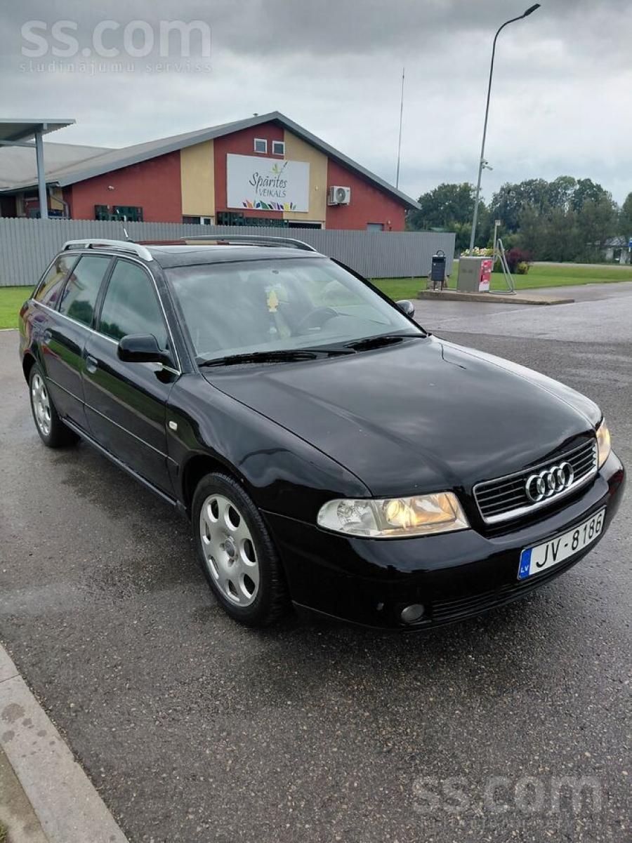 Melns Audi A4 2001 Rīga, ar dzinēja tilpumu 2.50 L un nobraukumu 277 tūkst. km par 700 €, foto 9 vietnē AUTOMOTO.COM.LV