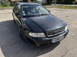 Melns Audi A4 2001 Joniškis, ar dzinēja tilpumu 1.90 L un nobraukumu 300 tūkst. km par 500 €, foto  vietnē AUTOMOTO.COM.LV