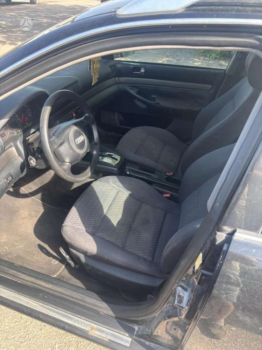 Black Audi A4 2001 in Joniskis, with an engine capacity of 1.90 L and mileage of 300 thousand km for 500 €, photo 16 on AUTOMOTO.COM.LV