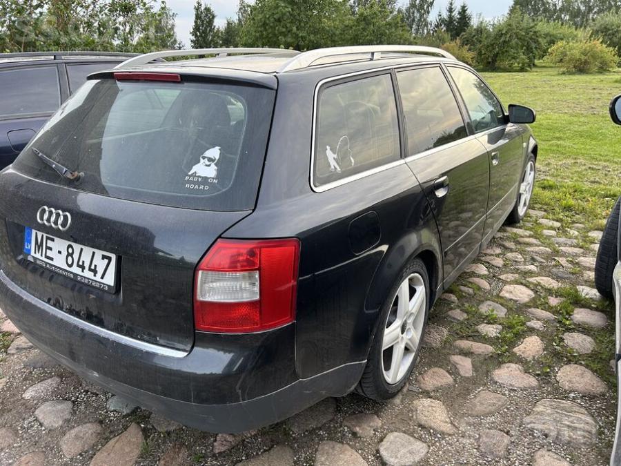 Melns Audi A4 2001 Jelgava, ar dzinēja tilpumu 2.50 L un nobraukumu 508 tūkst. km par 1000 €, foto 5 vietnē AUTOMOTO.COM.LV