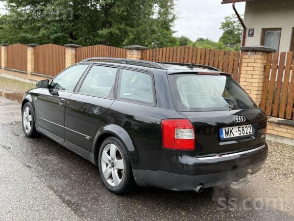 Melns Audi A4 2002 Kuldīga, ar dzinēja tilpumu 2.00 L un nobraukumu 315 tūkst. km par 876 €, foto 4 vietnē AUTOMOTO.COM.LV