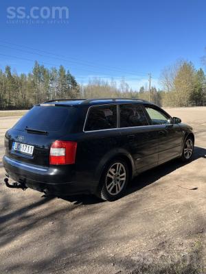 Black Audi A4 2002 in Jekabpils, with an engine capacity of 1.80 L and mileage of 435 thousand km for 1400 €, photo 2 on AUTOMOTO.COM.LV