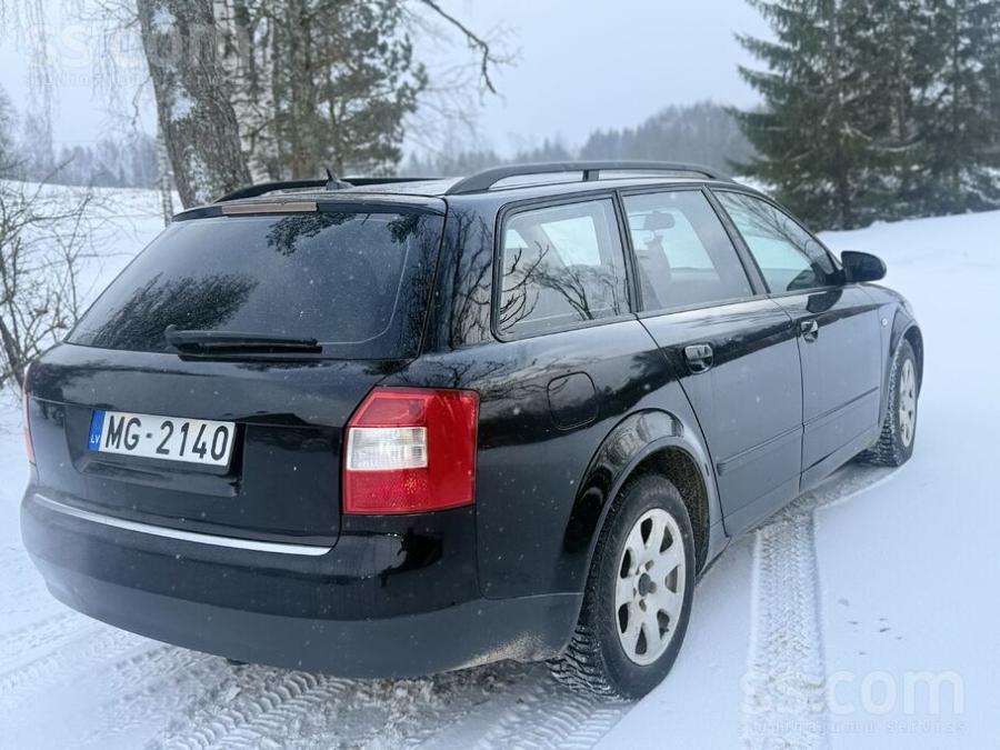 Melns Audi A4 2002 Cēsis, ar dzinēja tilpumu 1.90 L un nobraukumu 427 tūkst. km par 1600 €, foto 3 vietnē AUTOMOTO.COM.LV