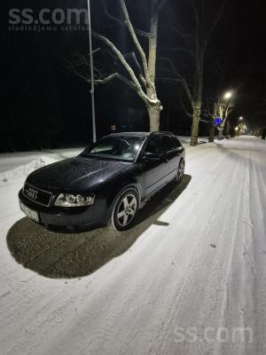 Melns Audi A4 2002 Valmiera, ar dzinēja tilpumu 2.50 L un nobraukumu 358 tūkst. km par 2800 €, foto 4 vietnē AUTOMOTO.COM.LV