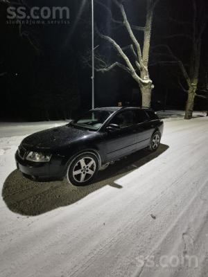 Melns Audi A4 2002 Valmiera, ar dzinēja tilpumu 2.50 L un nobraukumu 358 tūkst. km par 2800 €, foto 11 vietnē AUTOMOTO.COM.LV