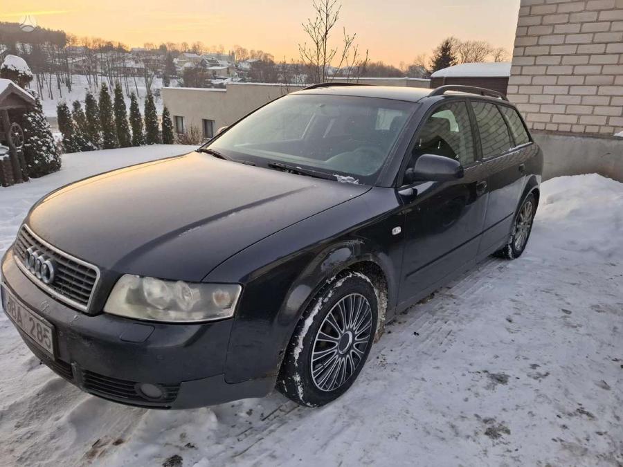Melns Audi A4 2002 Alīta, ar dzinēja tilpumu 2.50 L un nobraukumu 323 tūkst. km par 850 €, foto 1 vietnē AUTOMOTO.COM.LV