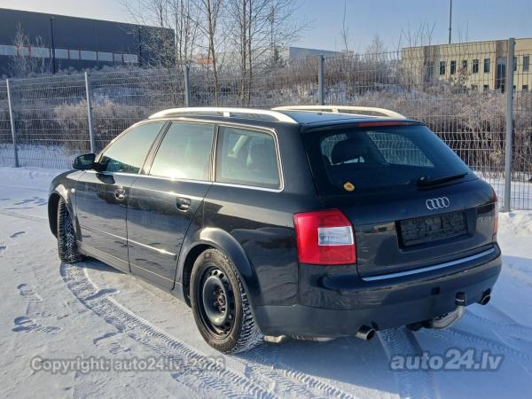 Melns Audi A4 2002 Tartu, ar dzinēja tilpumu 3.00 L un nobraukumu 238 tūkst. km par 2990 €, foto 5 vietnē AUTOMOTO.COM.LV