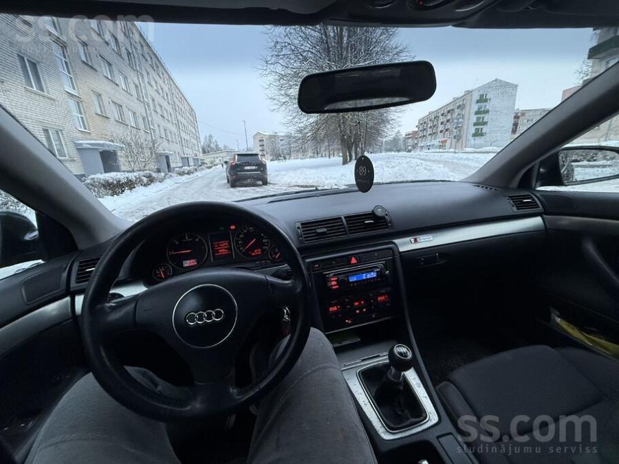 Black Audi A4 2002 in Aizkraukle, with an engine capacity of 1.90 L and mileage of 365 thousand km for 2100 €, photo 9 on AUTOMOTO.COM.LV