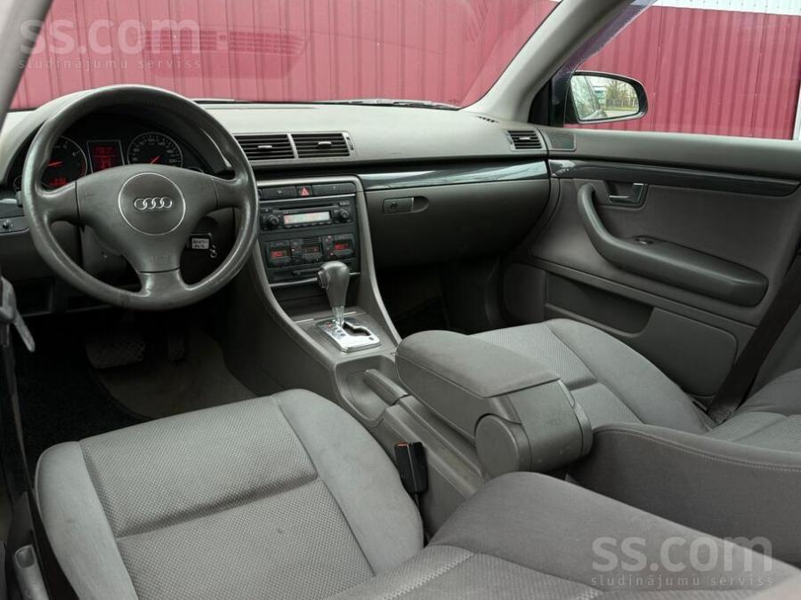 Black Audi A4 2002 in Riga, with an engine capacity of 1.80 L and mileage of 0 thousand km for 1390 €, photo 9 on AUTOMOTO.COM.LV
