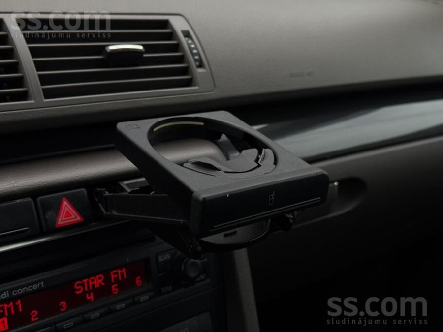 Black Audi A4 2002 in Riga, with an engine capacity of 1.80 L and mileage of 0 thousand km for 1390 €, photo 16 on AUTOMOTO.COM.LV