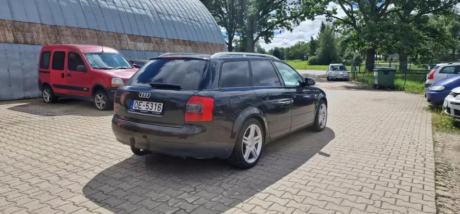 Black Audi A4 2002 in Valmiera, with an engine capacity of 2.50 L and mileage of 310 thousand km for 2150 €, photo 4 on AUTOMOTO.COM.LV