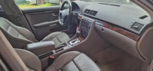Black Audi A4 2002 in Valmiera, with an engine capacity of 2.50 L and mileage of 310 thousand km for 2150 €, photo 10 on AUTOMOTO.COM.LV