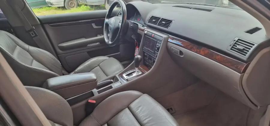 Black Audi A4 2002 in Valmiera, with an engine capacity of 2.50 L and mileage of 310 thousand km for 2150 €, photo 10 on AUTOMOTO.COM.LV