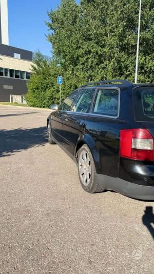 Black Audi A4 2002 in Vilnius, with an engine capacity of 1.90 L and mileage of 325 thousand km for 1550 €, photo 4 on AUTOMOTO.COM.LV