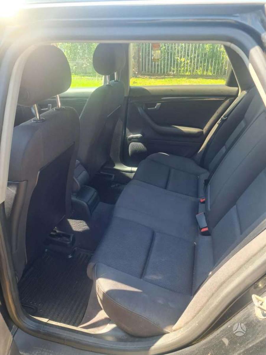 Melns Audi A4 2002 Radviliškis, ar dzinēja tilpumu 1.90 L un nobraukumu 328 tūkst. km par 800 €, foto 10 vietnē AUTOMOTO.COM.LV