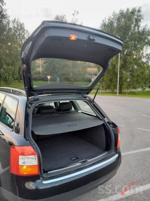 Black Audi A4 2002 in Cesis, with an engine capacity of 2.00 L and mileage of 236 thousand km for 1500 €, photo 10 on AUTOMOTO.COM.LV