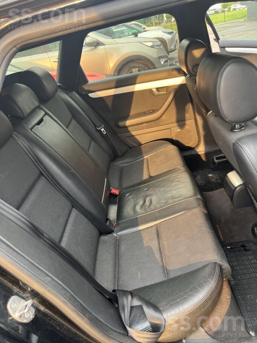 Black Audi A4 2002 in Riga, with an engine capacity of 2.50 L and mileage of 387 thousand km for 800 €, photo 8 on AUTOMOTO.COM.LV