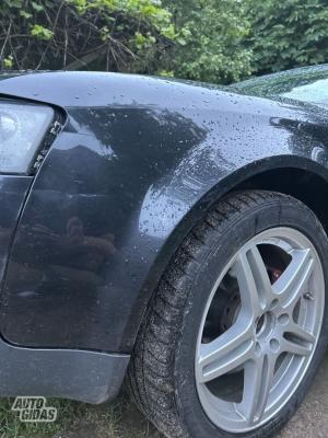 Black Audi A4 2002 in Vilnius, with an engine capacity of 1.90 L and mileage of 430 thousand km for 1200 €, photo 4 on AUTOMOTO.COM.LV