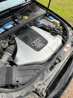 Melns Audi A4 2002 Cēsis, ar dzinēja tilpumu 2.50 L un nobraukumu 368 tūkst. km par 600 €, foto 5 vietnē AUTOMOTO.COM.LV