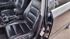 Black Audi A4 2002 in Cesis, with an engine capacity of 1.90 L and mileage of 450 thousand km for 1990 €, photo 18 on AUTOMOTO.COM.LV