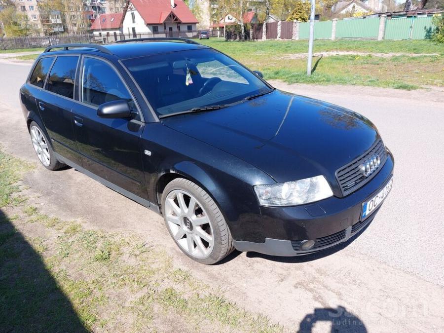 Melns Audi A4 2003 Liepāja, ar dzinēja tilpumu 2.50 L un nobraukumu 300 tūkst. km par 1800 €, foto 3 vietnē AUTOMOTO.COM.LV