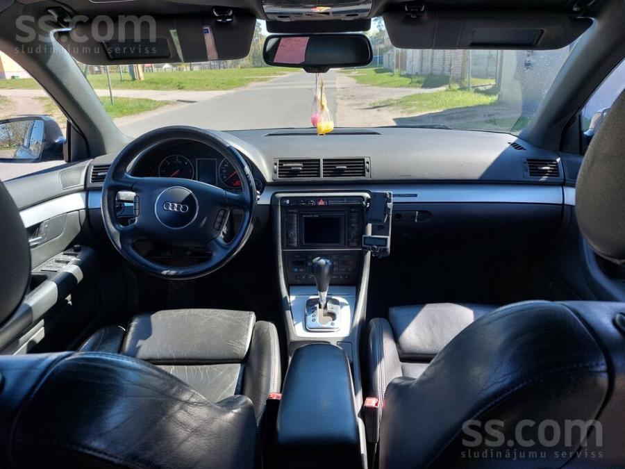 Melns Audi A4 2003 Liepāja, ar dzinēja tilpumu 2.50 L un nobraukumu 300 tūkst. km par 1800 €, foto 4 vietnē AUTOMOTO.COM.LV