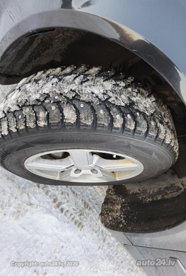 Melns Audi A4 2003 Veru, ar dzinēja tilpumu 1.90 L un nobraukumu 303 tūkst. km par 1350 €, foto 11 vietnē AUTOMOTO.COM.LV